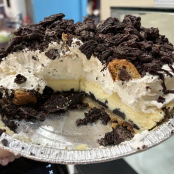 FIREMAN DEREK’S BAKE SHOP - Updated December 2025 - 192 Photos & 127 ...