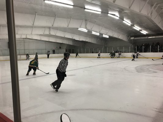 LILY LAKE ICE ARENA & RECREATION CENTER - Updated August 2025 - 1208 ...