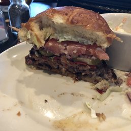 WILLIAMS AVENUE PUB - Updated October 2025 - 32 Photos & 65 Reviews ...