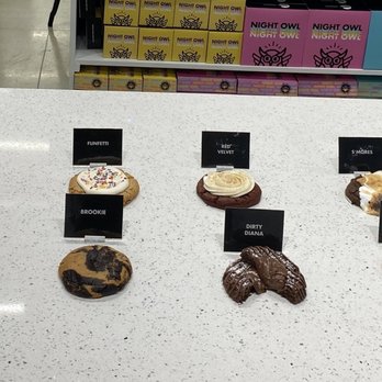 NIGHT OWL COOKIES - Updated August 2024 - 39 Photos - 1025 S University ...