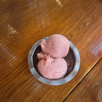 TURN KEY MADISON - Updated July 2024 - 137 Photos & 66 Reviews - 1344 E ...