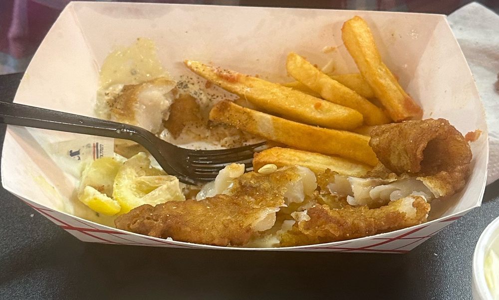 TUGBOAT FISH & CHIPS - Updated May 2025 - 79 Photos & 105 Reviews ...