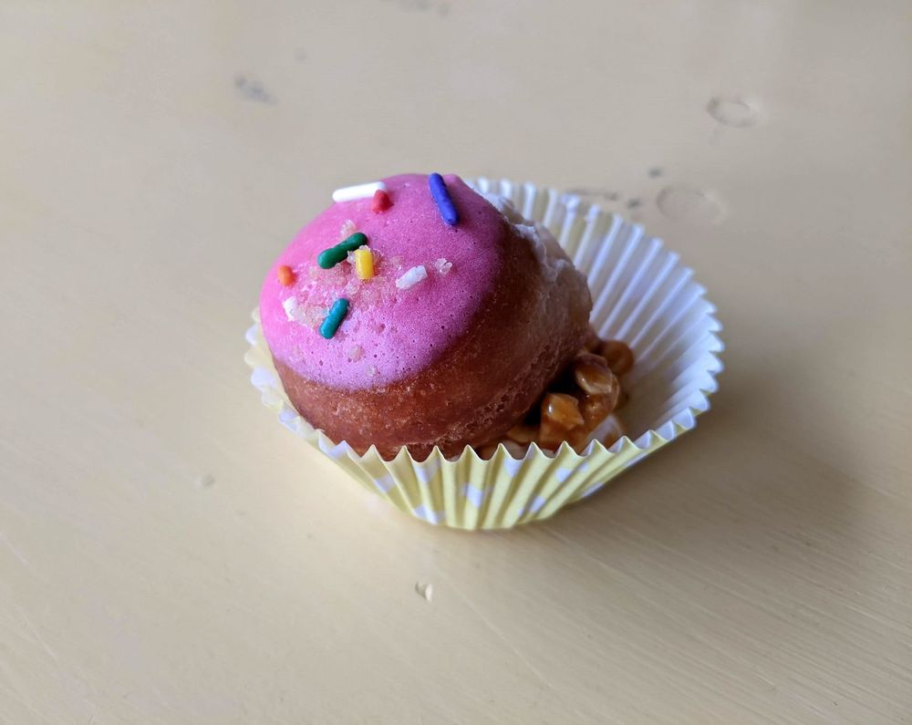 DAISY DONUTS - 13 Photos - Dokkveien 3, Oslo, Norway - Donuts - Yelp