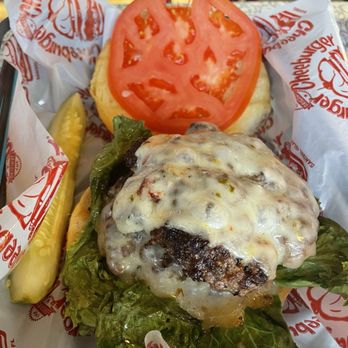CHEEBURGER CHEEBURGER - Updated July 2025 - 423 Photos & 360 Reviews ...
