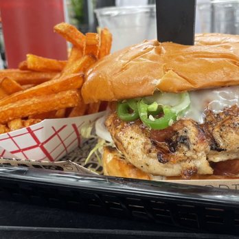 EASY PIE - Updated September 2025 - 195 Photos & 168 Reviews - 649 ...