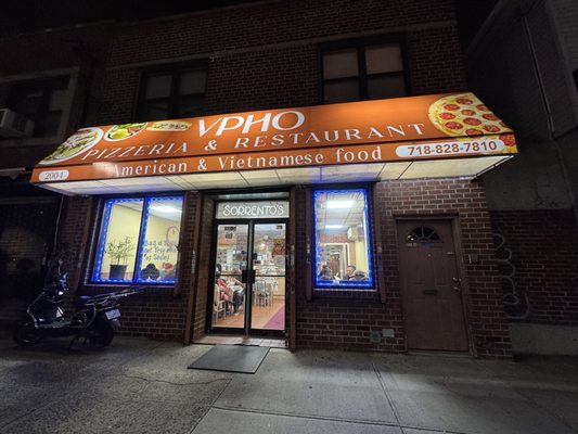 VPHO AND PIZZERIA - Updated November 2024 - 39 Photos & 14 Reviews ...