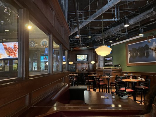 BLACKFINN AMERIPUB - DC - Updated June 2025 - 428 Photos & 673 Reviews ...