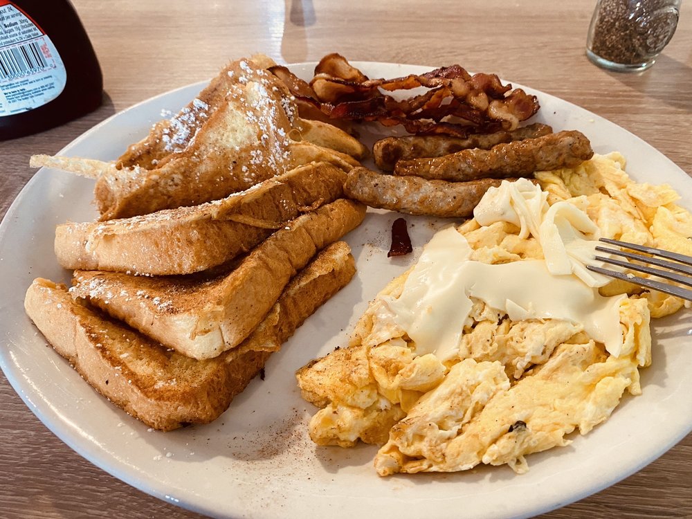 THE GREEN APPLE - Updated January 2026 - 13 Photos & 36 Verified ...