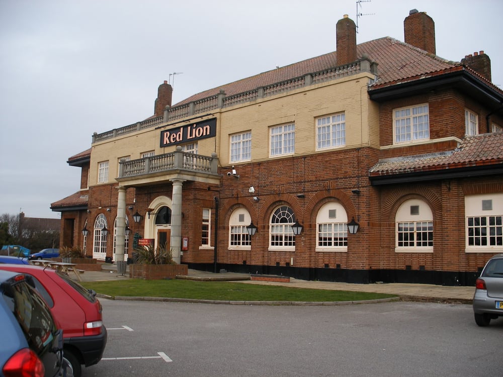 RED LION - Updated April 2024 - Devonshire Road, Blackpool, Lancashire ...