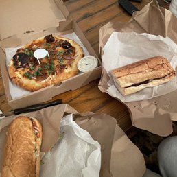 SPAK BROTHERS PIZZA AND MORE - Updated January 2026 - 197 Photos & 360 ...