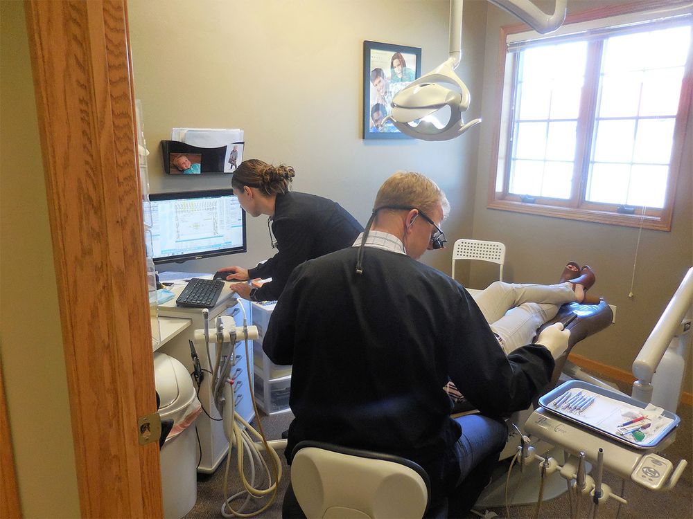 OSHKOSH COMPLETE DENTISTRY - Updated August 2025 - 141 N Sawyer St ...
