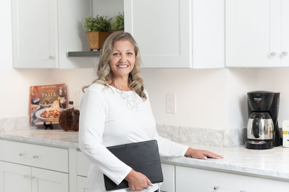 BETH BRITT - JOHN L SCOTT REAL ESTATE - Updated June 2024 - 2600 SW ...