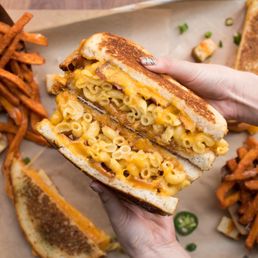 THE MELT - 648 Photos & 720 Reviews - 925 Market St, San Francisco ...