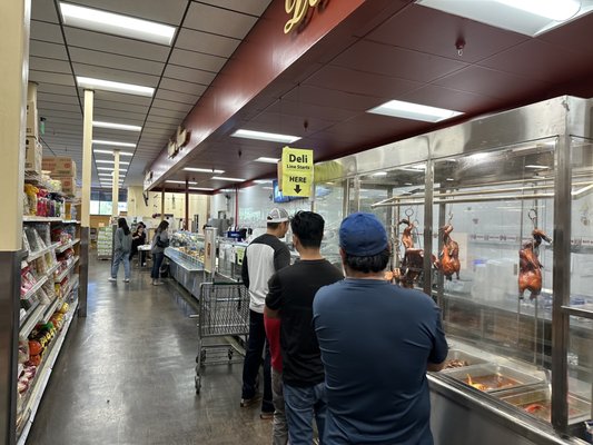 COUNTY SQUARE MARKET - 330 Photos & 231 Reviews - 136 Peabody Rd ...