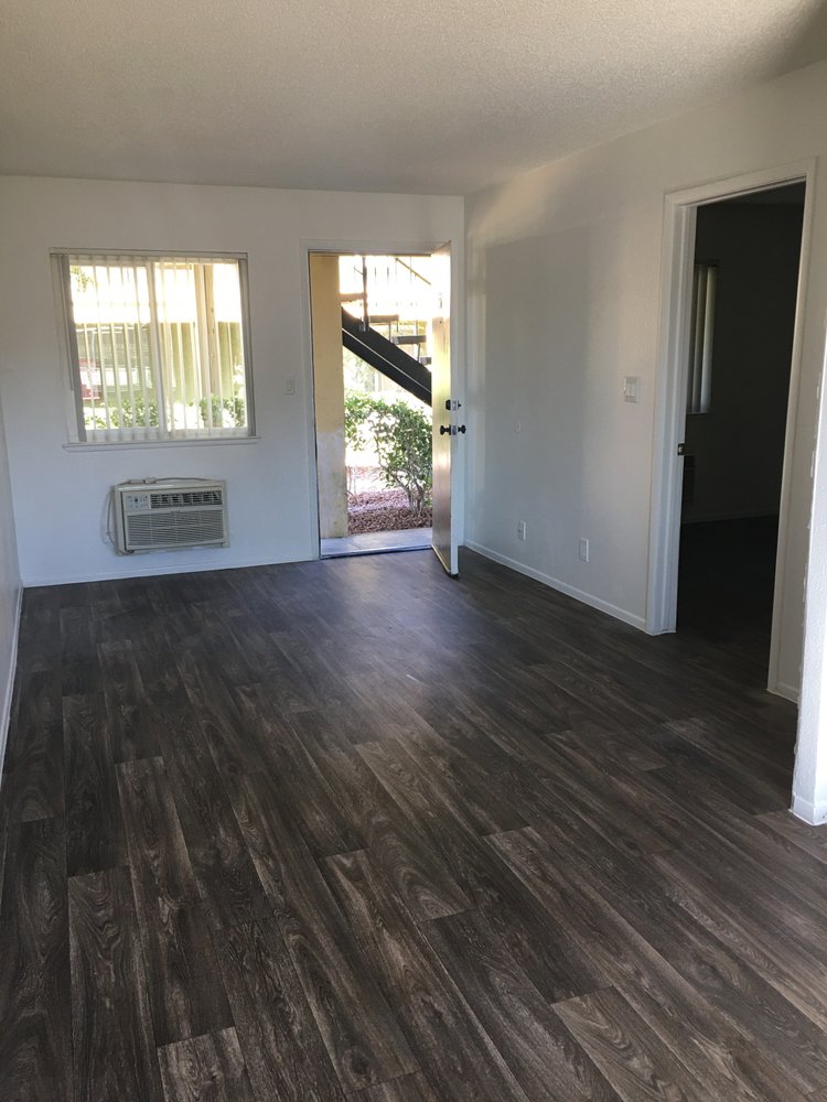 DESERT PALMS APARTMENTS - Updated May 2024 - 38 Photos - 5750 Boulder ...