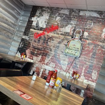 RESTAURANT 10 - Updated December 2025 - 368 Photos & 336 Reviews - 10 ...