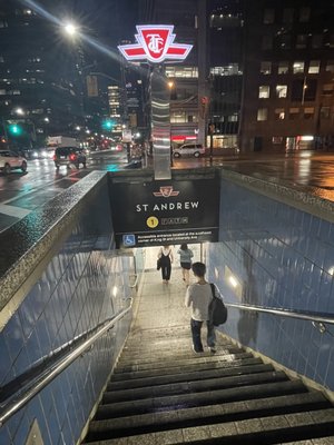 ST. ANDREW SUBWAY STATION - Updated January 2026 - 14 Photos - 147 ...