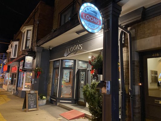 LOONS RESTAURANT & PUB - Updated December 2025 - 58 Photos & 47 Reviews ...