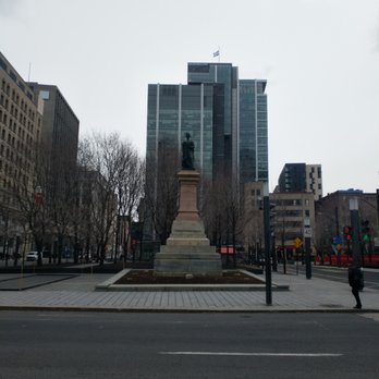 SQUARE VICTORIA - Updated December 2025 - 35 Photos - Rue Du Square ...