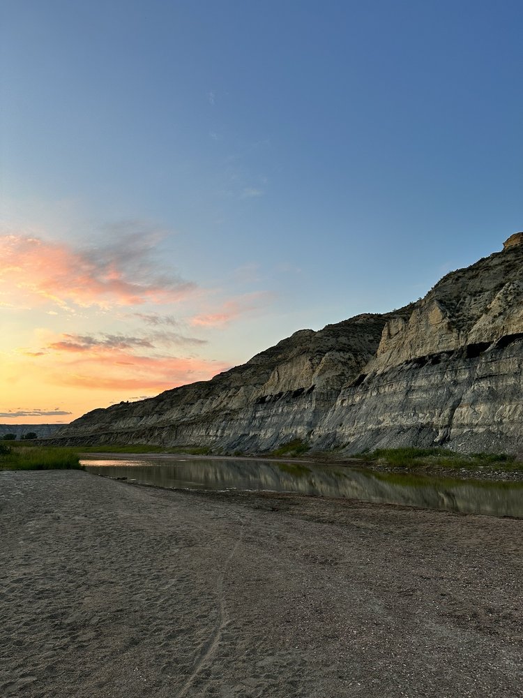 MEDORA - Updated September 2025 - 26 Photos & 24 Reviews - 3370 Pool Dr ...