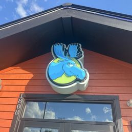 BLUE MOOSE BURGERS & WINGS - Updated December 2025 - 81 Photos & 64 ...