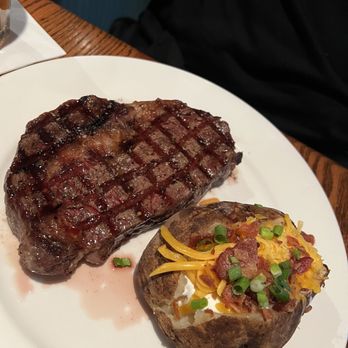 BLUE RIDGE GRILL - Updated July 2024 - 266 Photos & 586 Reviews - 955 ...