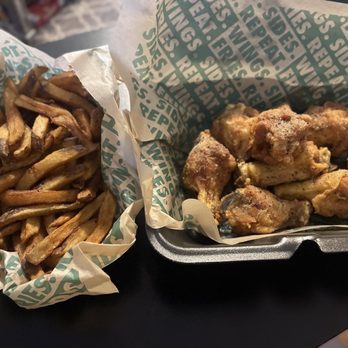 WINGSTOP - Updated August 2025 - 4217 Florida Ave S, Lakeland, Florida ...