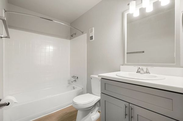 39 NORTH - Updated November 2025 - 15 Photos - 10225 E Girard Ave ...