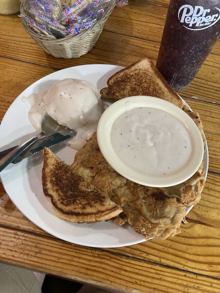 TWISTERS CAFE - Updated January 2026 - 304 Dallas St, Talihina ...