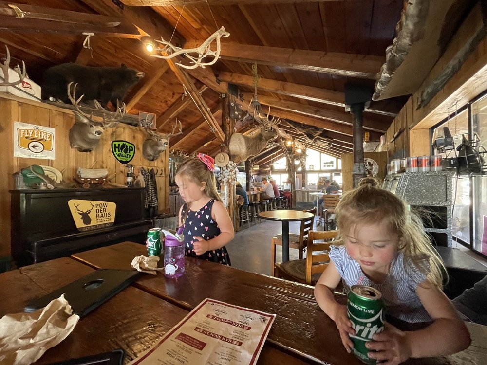 LOWMAN INN - Updated December 2025 - 14 Photos & 13 Reviews - 7600 ID ...