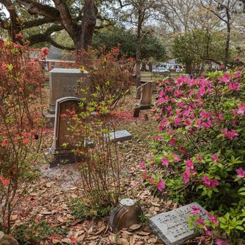 OLD SMITHVILLE BURYING GROUND - Updated May 2024 - 11 Photos - 203 E ...