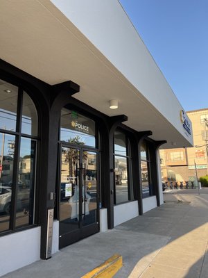 THE POLICE CREDIT UNION - Updated August 2025 - 27 Photos & 98 Reviews ...