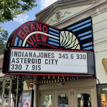 GRANDVIEW THEATER & DRAFTHOUSE - Updated December 2025 - 67 Photos & 71 ...