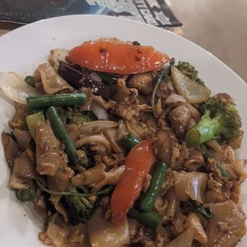 THAI POT CAFE - Updated July 2025 - 379 Photos & 609 Reviews - 1350 S ...