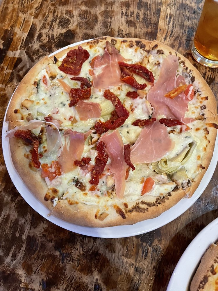 VELVET ELVIS AT LA MISIÓN - Updated August 2024 - 173 Photos & 163 ...