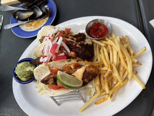 FORD’S FISH SHACK - ASHBURN - 1473 Photos & 1563 Reviews - 44260 Ice ...