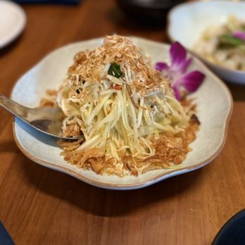 LOM WONG - Updated May 2025 - 744 Photos & 348 Reviews - 218 E Portland ...