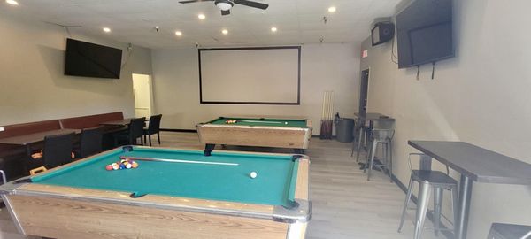 GROUP THERAPY BAR AND GRILL - Updated January 2026 - 61 Photos & 23 ...