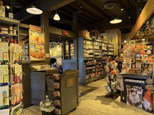 CRACKER BARREL OLD COUNTRY STORE - Updated March 2025 - 2381 Photos ...