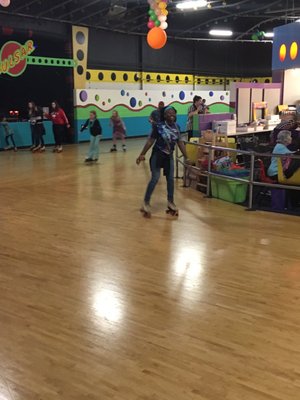 United Skates of America - 23 Photos & 51 Reviews - Skating Rinks - 75 ...