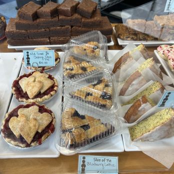 BATCH BAKEHOUSE - Updated September 2025 - 268 Photos & 237 Reviews ...