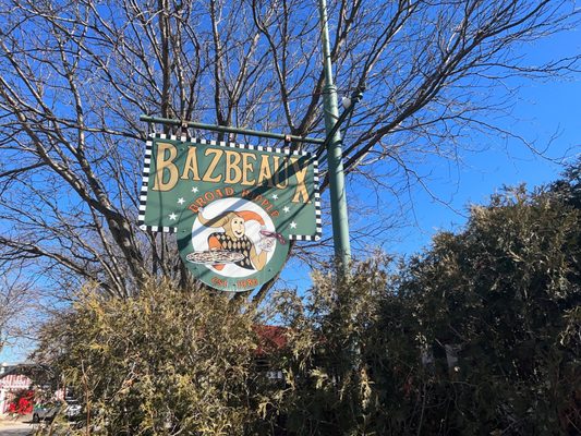 BAZBEAUX PIZZA - 208 Photos & 305 Reviews - 811 E Westfield Blvd ...