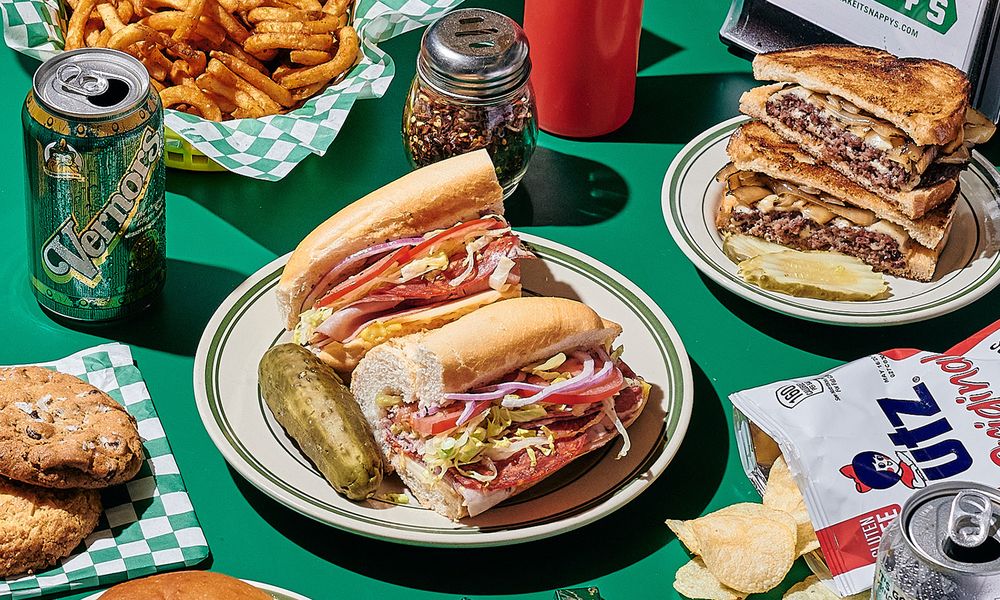 SNAPPY’S - Updated October 2024 - 12 Photos - 930 NW 23rd Ave, Portland ...