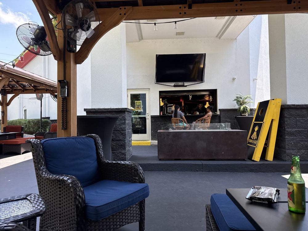 JALLO WINE & SPIRITS - Updated December 2025 - 17 Photos & 21 Reviews ...