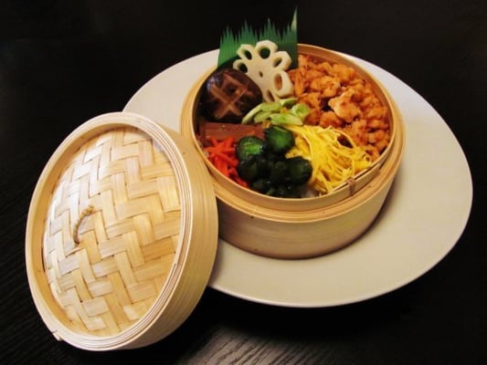 QQ SUSHI LOUNGE - Updated August 2025 - 46 Photos & 118 Reviews ...