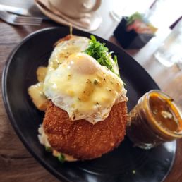 THE SALTED GOAT - Updated December 2025 - 173 Photos & 115 Reviews - 2 ...