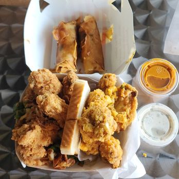 WORLD FRIED CHICKEN - Updated May 2024 - 376 Photos & 309 Reviews ...