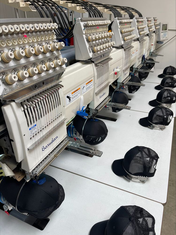 GREAT THREADZ EMBROIDERY - Updated October 2025 - 13 Photos - 407 S Las ...