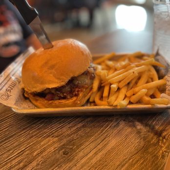 PIPO BURGERS - Updated October 2025 - 74 Photos & 36 Reviews - 10808 NW ...