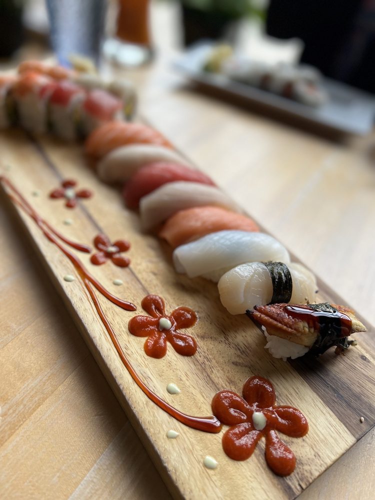 KIN SUSHI & THAI CUISINE - Updated October 2025 - 247 Photos & 310 ...